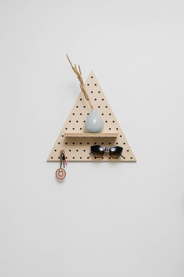 [Idée déco] Un pegboard made in France pour le bureau - Cocon ...