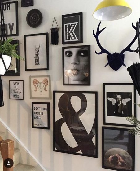 [Idées déco] Des cadres dans l’entrée et la cage d’escaliers - Cocon ...