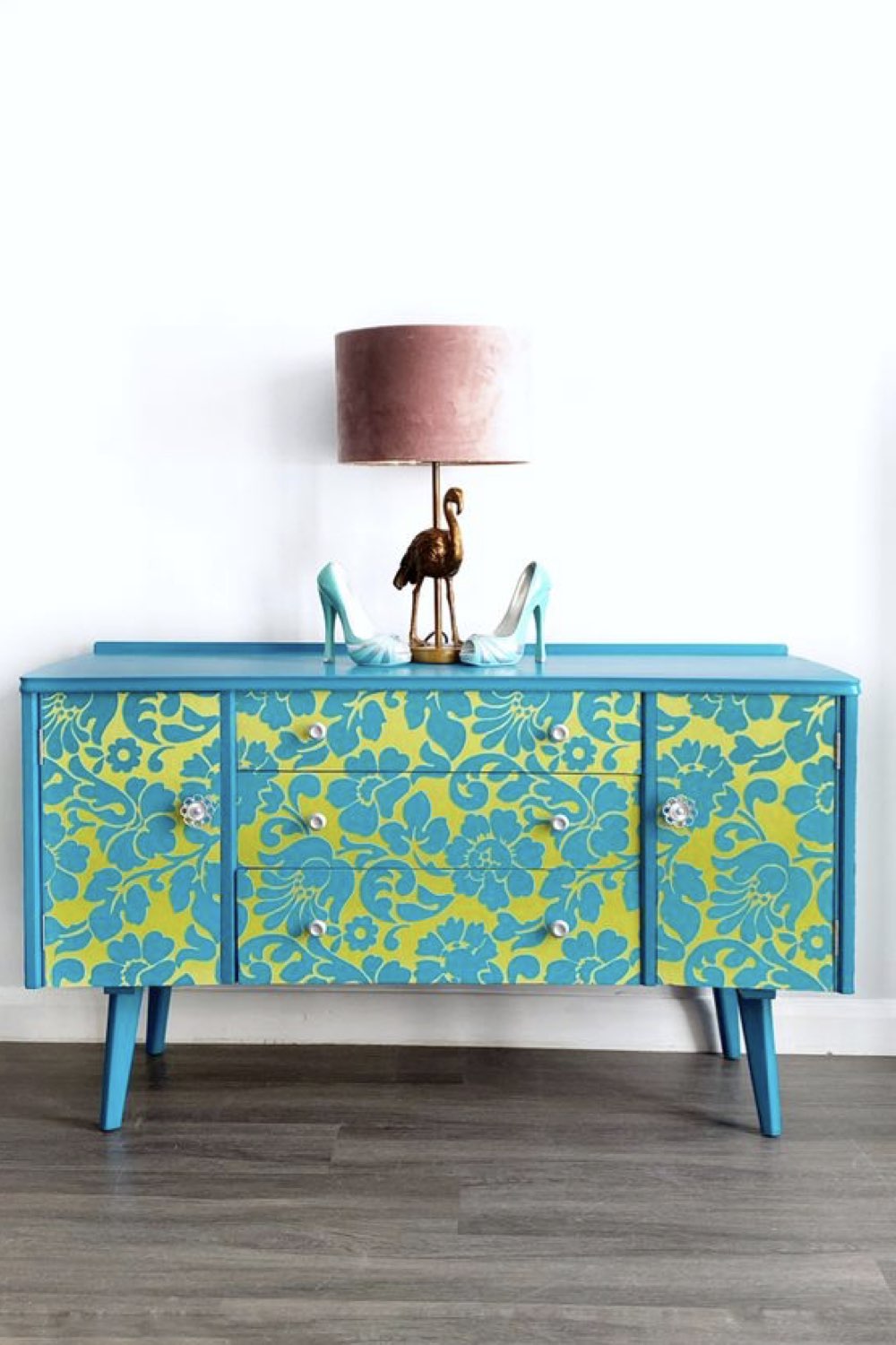 DIY déco | 16 meubles relookés avec du papier peint - Cocon ...