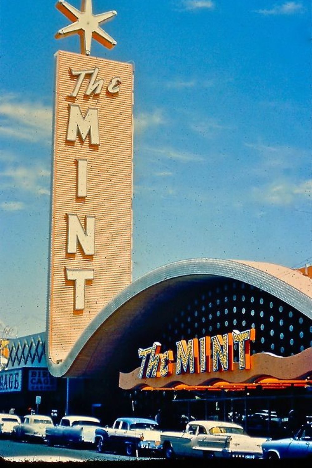 Le style Googie, une architecture inspirée de la conquête spatiale ...