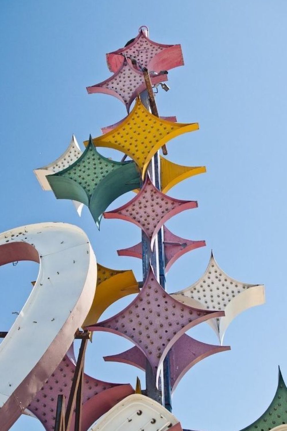 Le style Googie, une architecture inspirée de la conquête spatiale ...