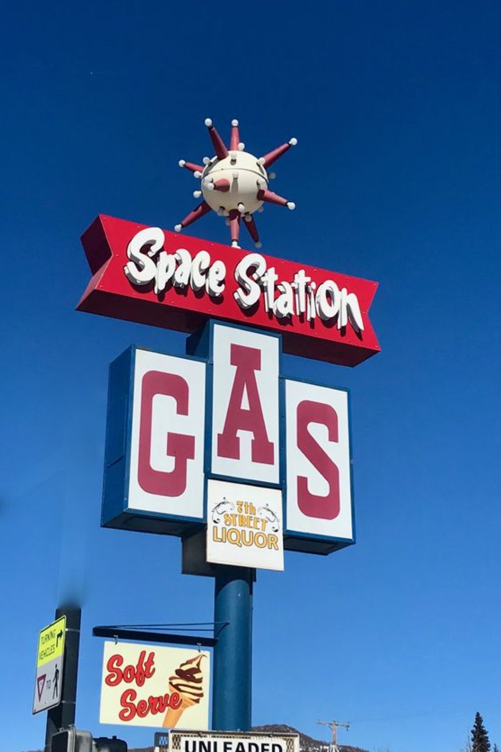 Le style Googie, une architecture inspirée de la conquête spatiale ...