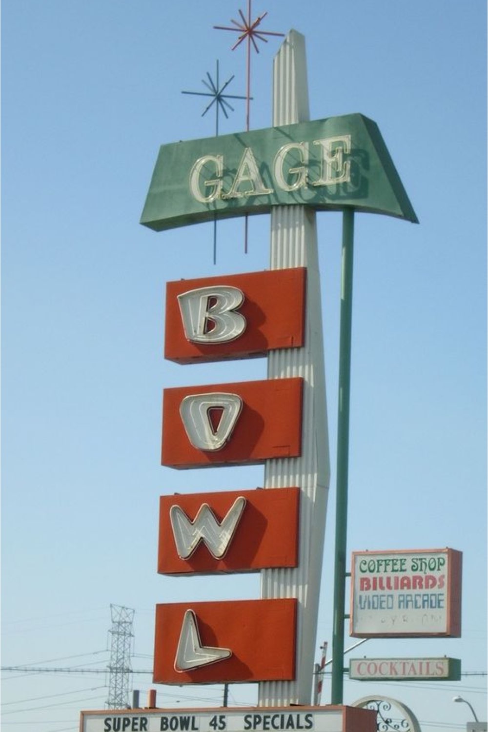 Le style Googie, une architecture inspirée de la conquête spatiale ...