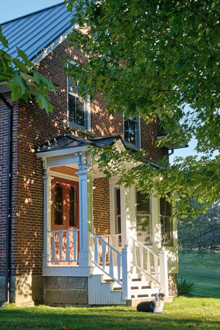 Une maison dans un style farm-house, fraiche et moderne à la fois ...