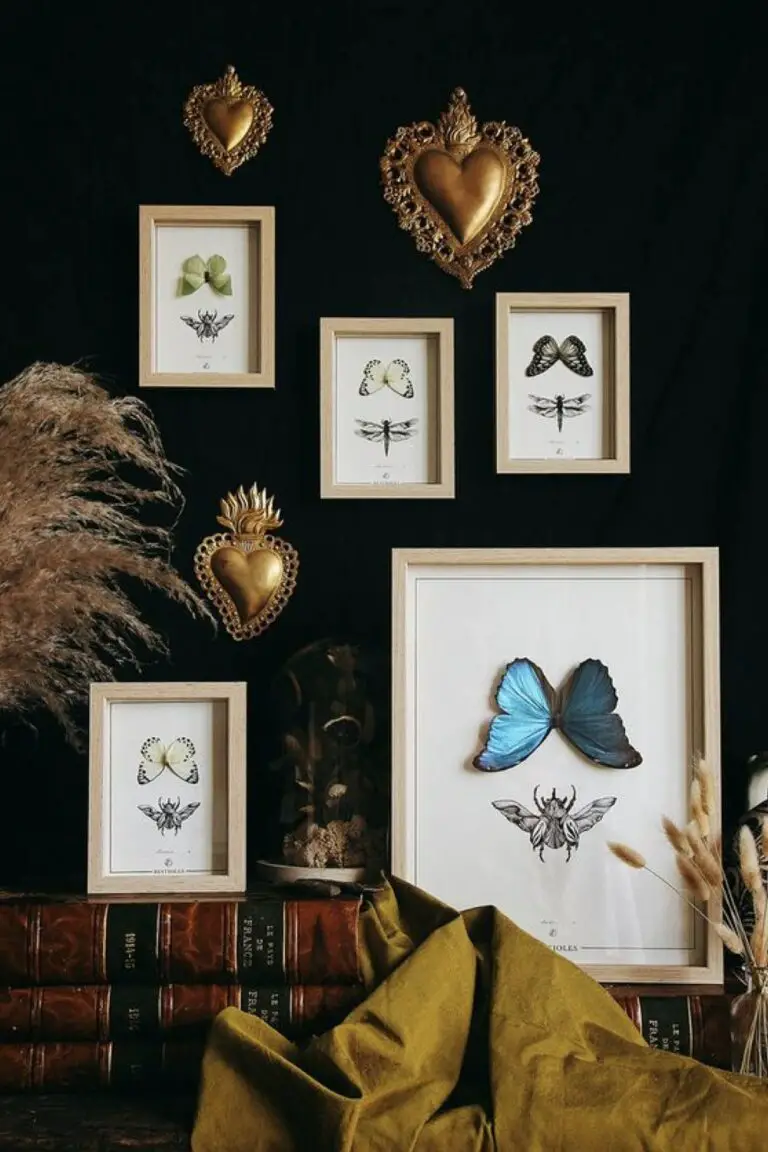 Relooker un mur avec des ex-voto | idées déco