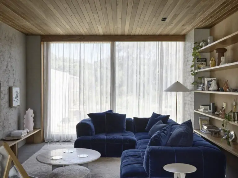 Une maison paisible dans un style moderniste | visite déco