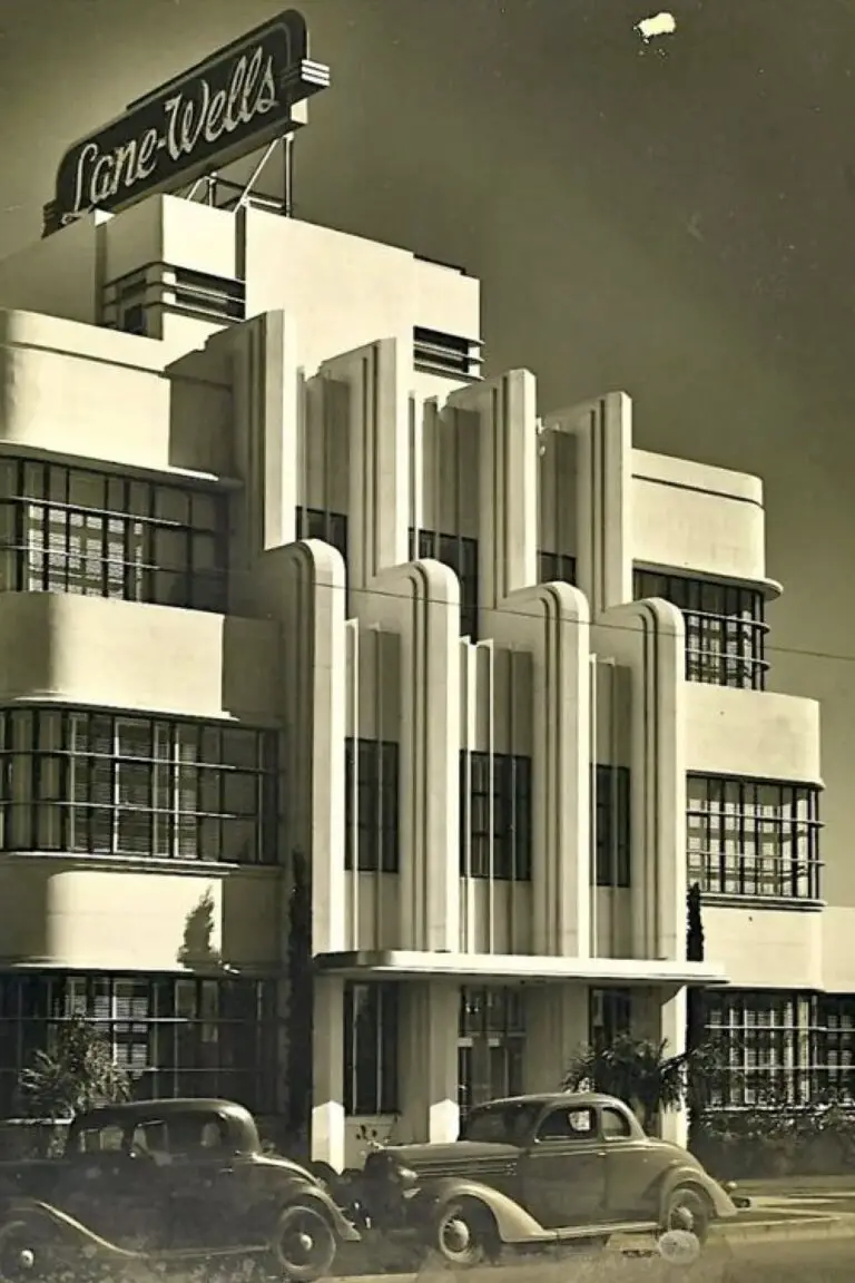 Courbes et Fluidité : L’Architecture Paquebot