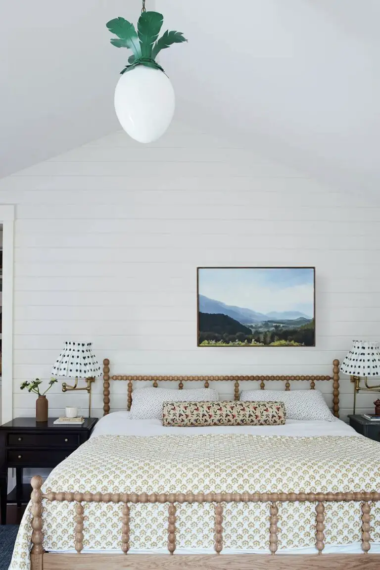 Une maison décorée dans le style cottage anglais élégant