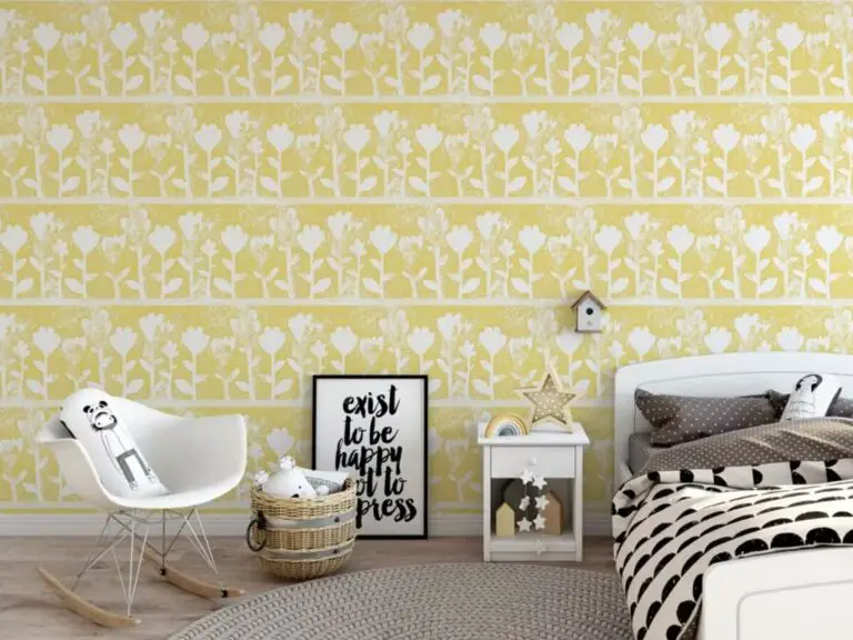 Un papier peint jaune pour un intérieur joyeux et chaleureux