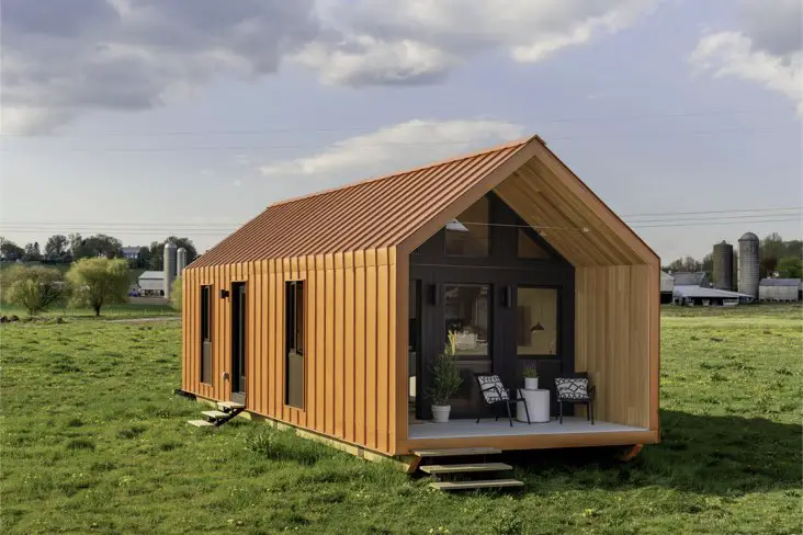 Une cabane moderne où se trouve l’essentiel | visite déco
