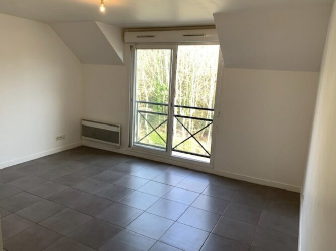 Avant / après: un studio de 23m2 rénové et repensé