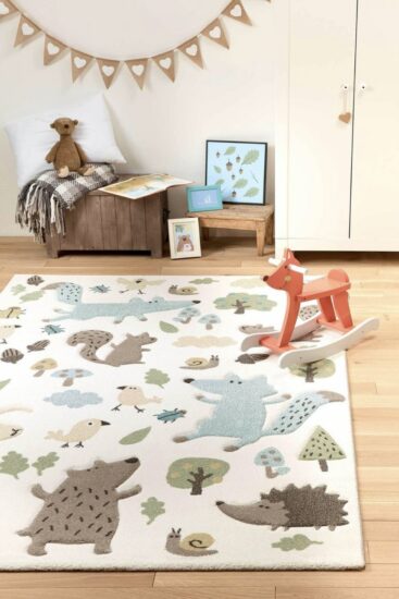 Tapis animaux pour une chambre d’enfant nature et douce